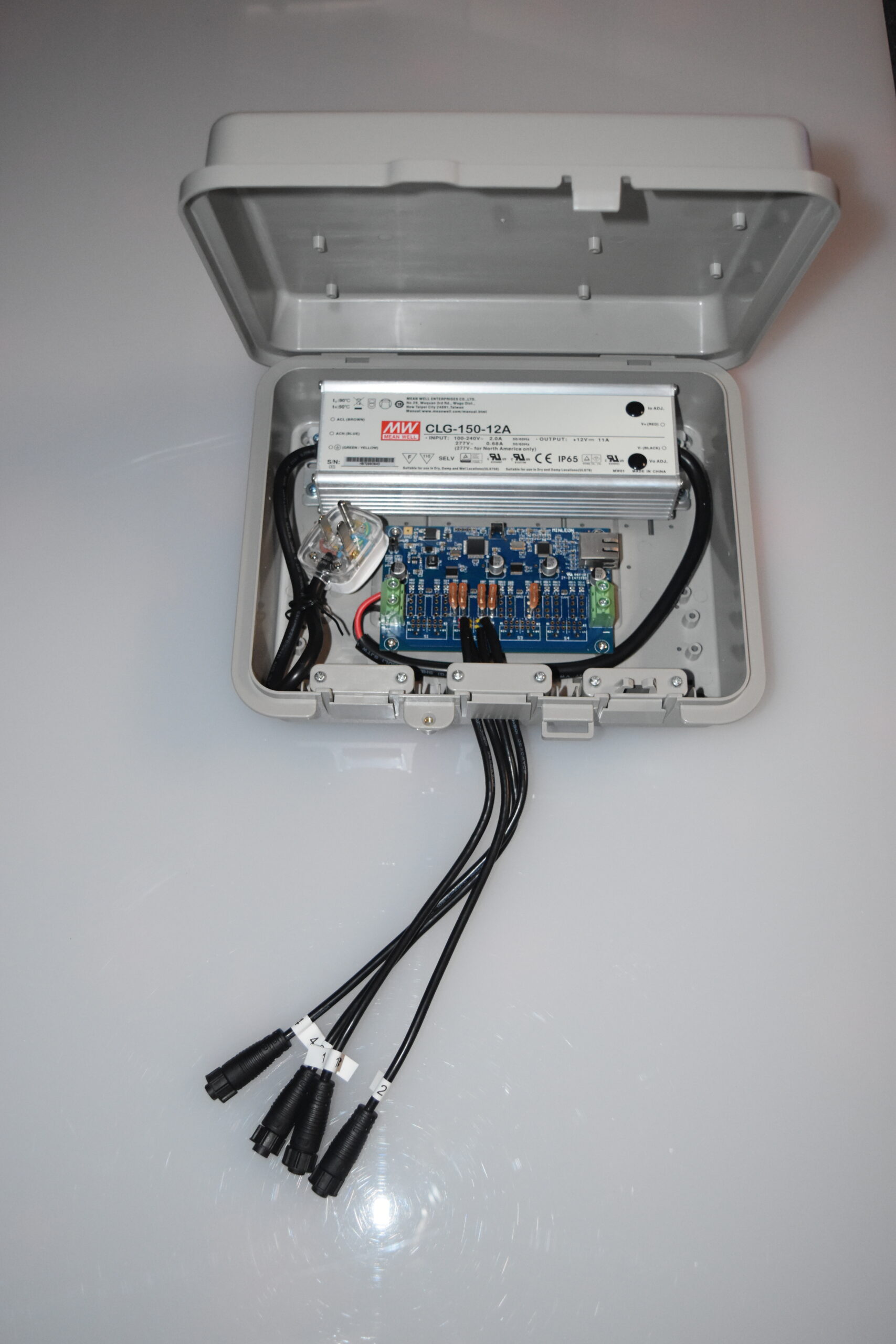 Network Distribution Box: NDB+4 - Minleon (USA) International