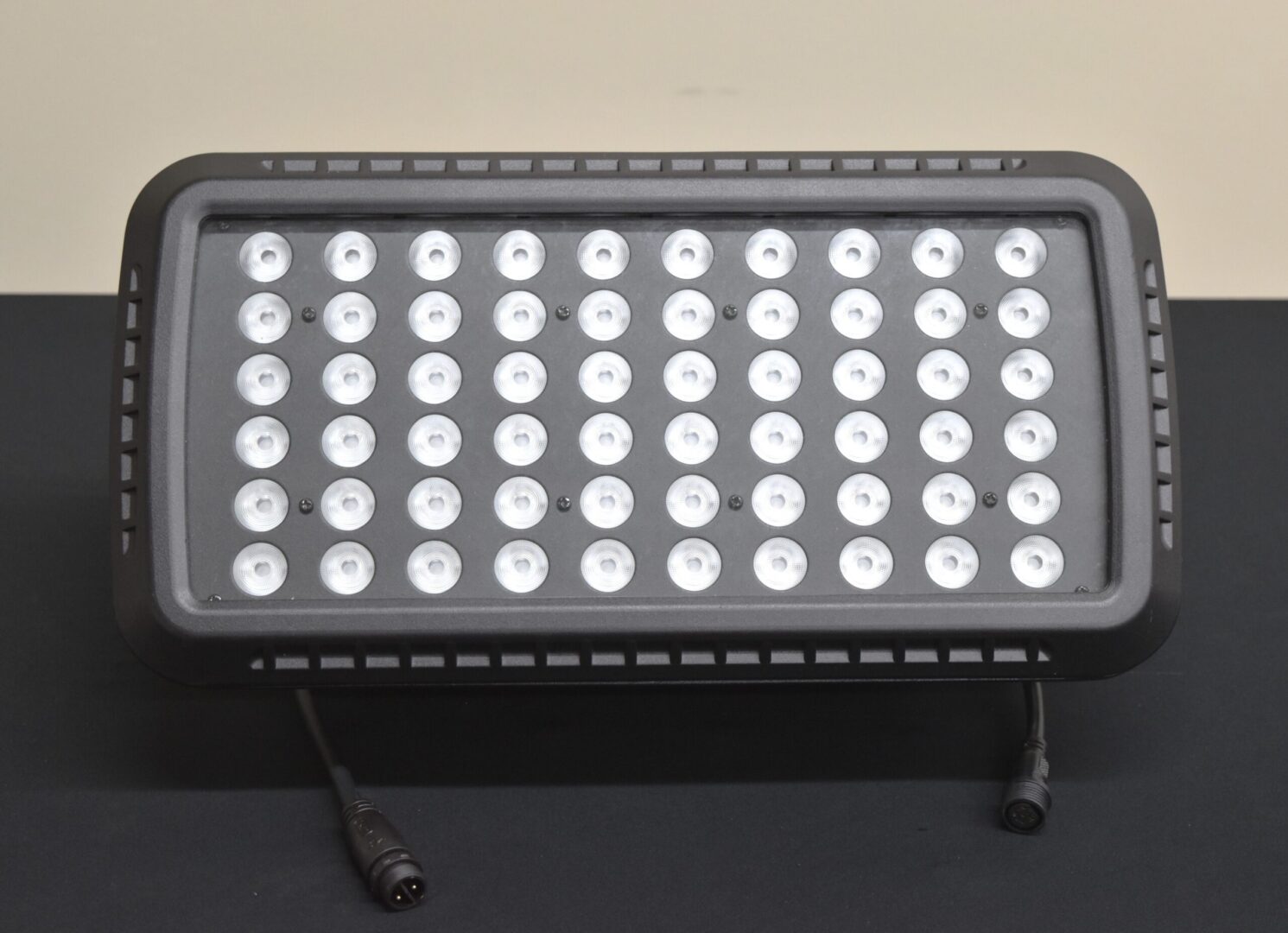 RGBW 180W Flood Light - Minleon (USA) International