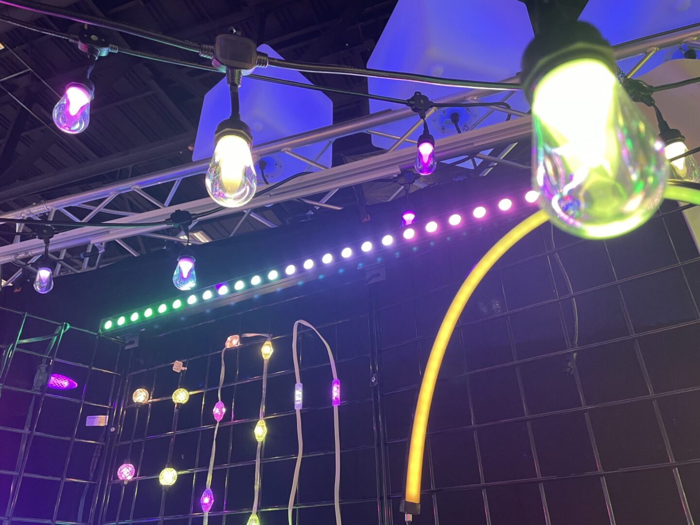 RGBW+24V Bistro Lighting - Minleon (USA) International